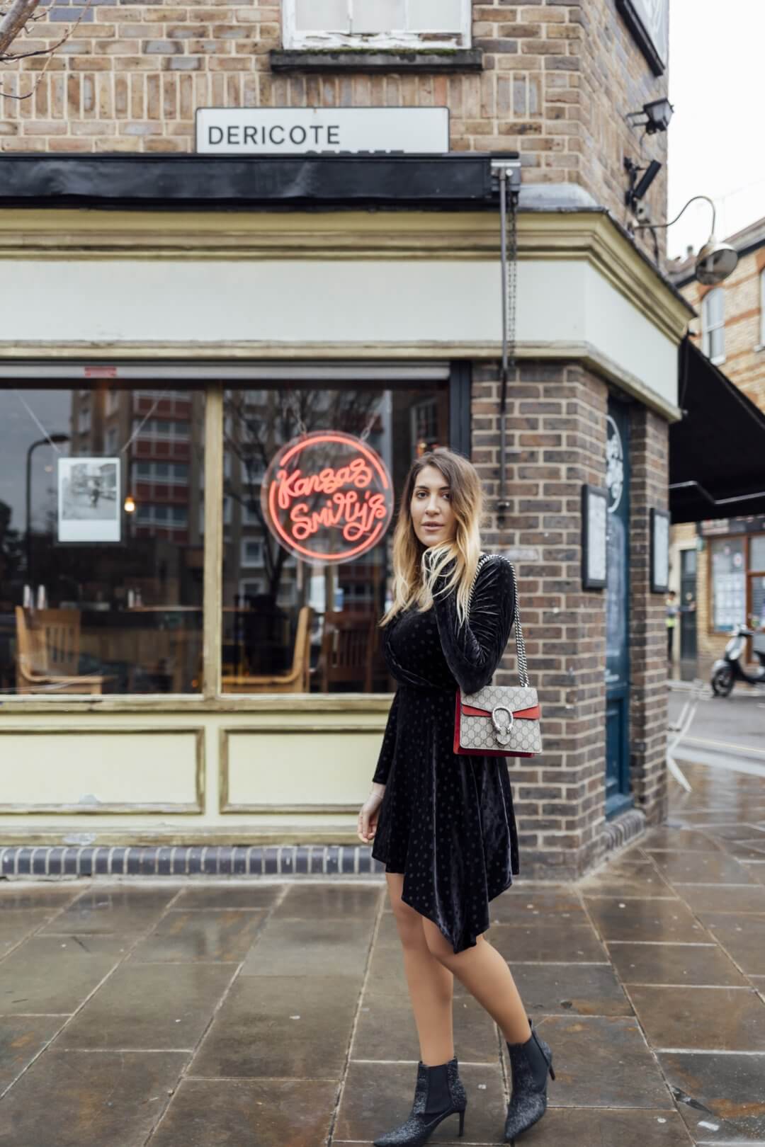 How to Elevate your Work Party Outfit - the london thing